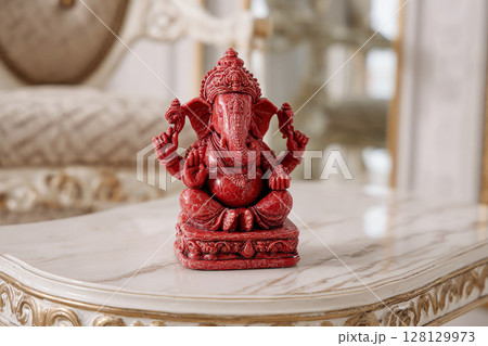 Red Ganesha Statueのイラスト素材 [128129973] - PIXTA