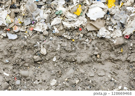 Landfill waste close up soil and refuse textureのイラスト素材 [128669468] - PIXTA