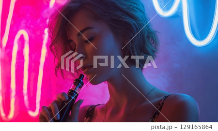 Woman Vaping in Neon Lights Ambianceのイラスト素材 [129165864] - PIXTA