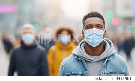 People wearing face masks walking busy urban...のイラスト素材 [129438961] - PIXTA