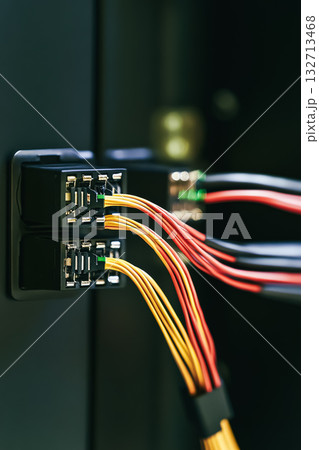 Black wire with yellow and red wires attached...のイラスト素材 [132713468] - PIXTA
