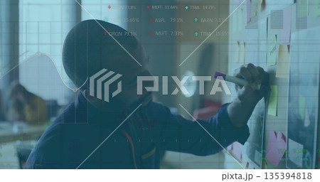 Arranging team lead placing sticky notes on...のイラスト素材 [135394818] - PIXTA
